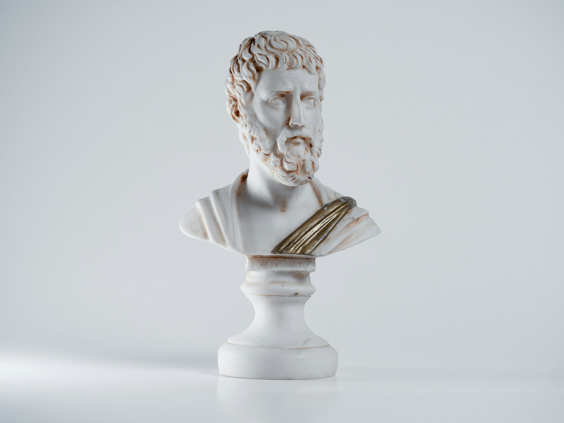 10 Unique Greek Figurines to Decorate Your Home and Office With ...